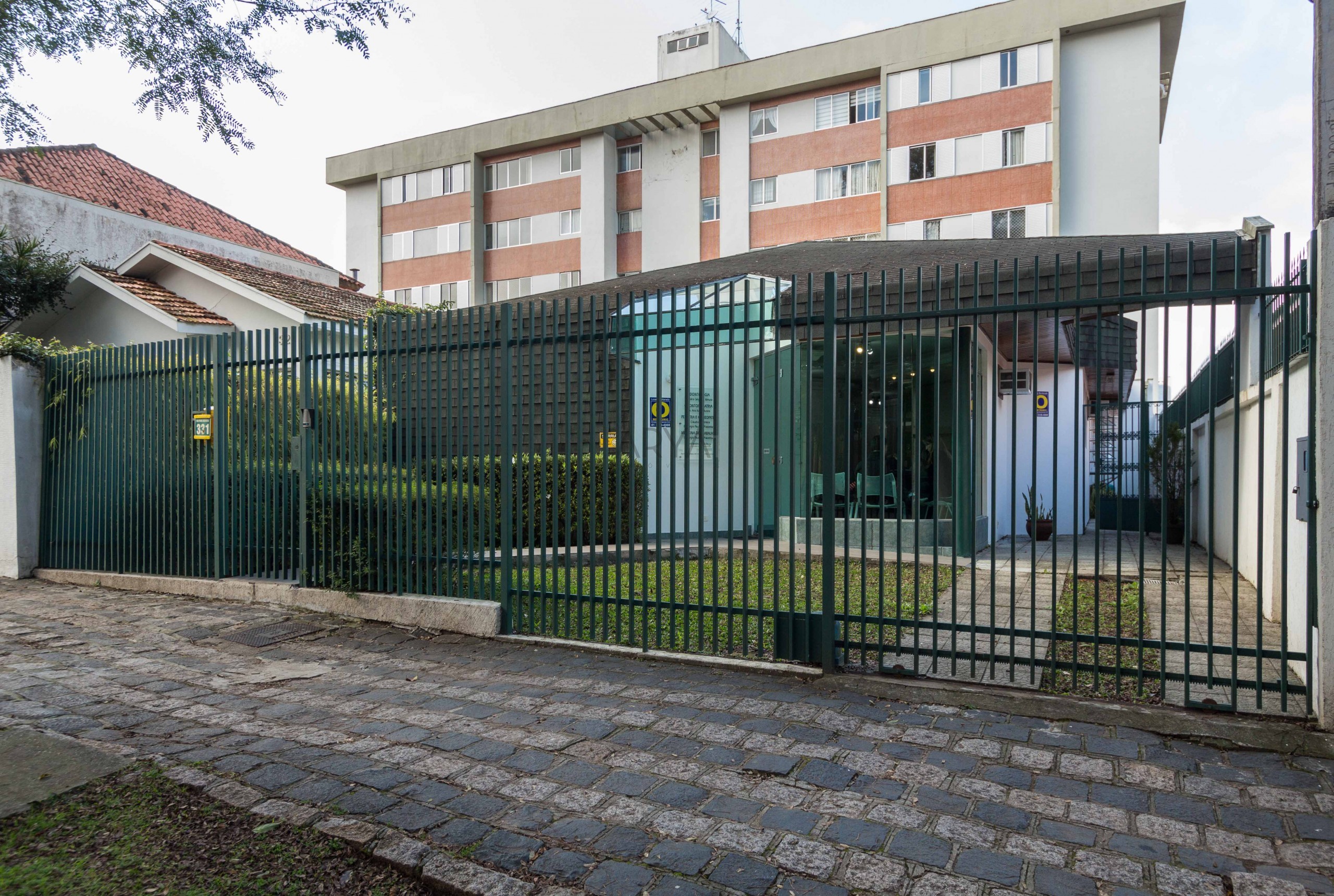 Casas à venda em Mercês, Curitiba - Imovelweb