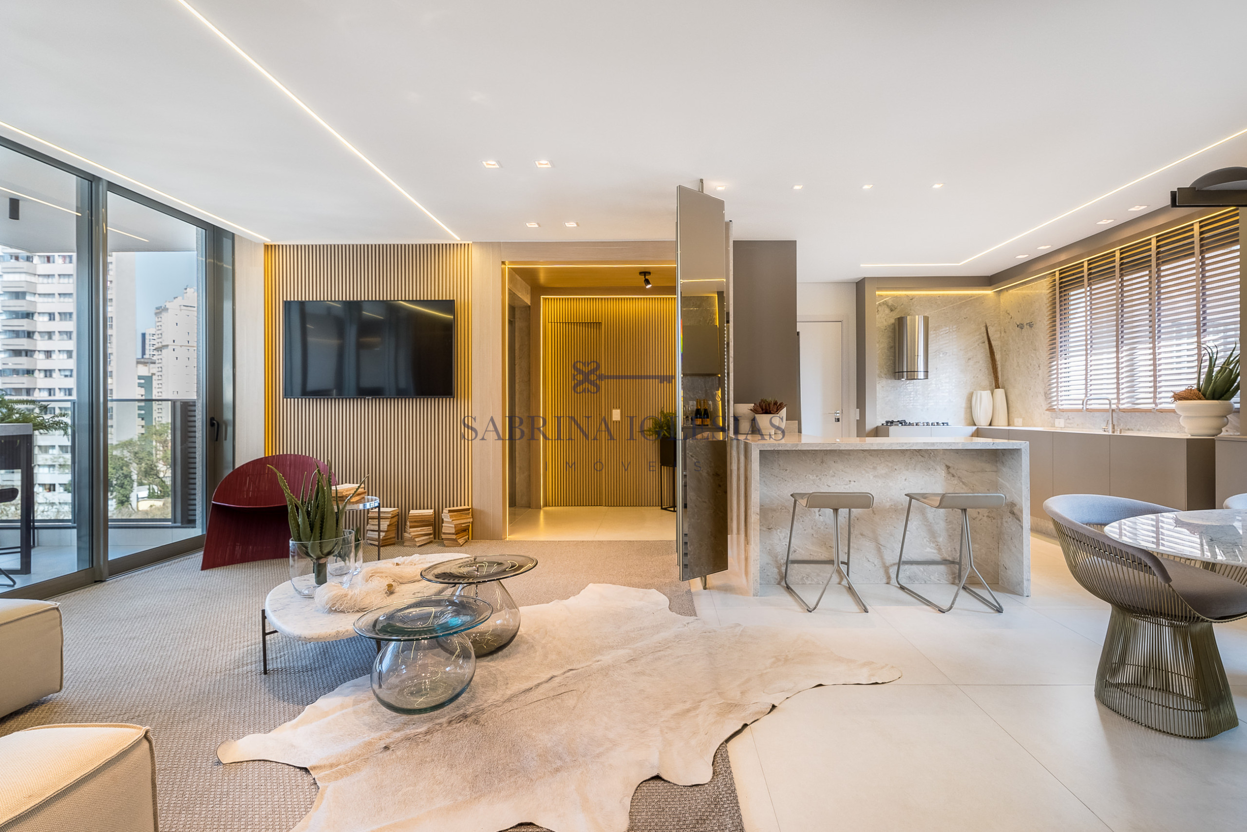 APARTAMENTO em CURITIBA - PR, no bairro Água Verde - Referência AP0696-MZM