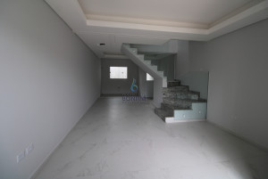 SOBRADO SITIO CERCADO 3 QUARTOS E DUAS VAGAS